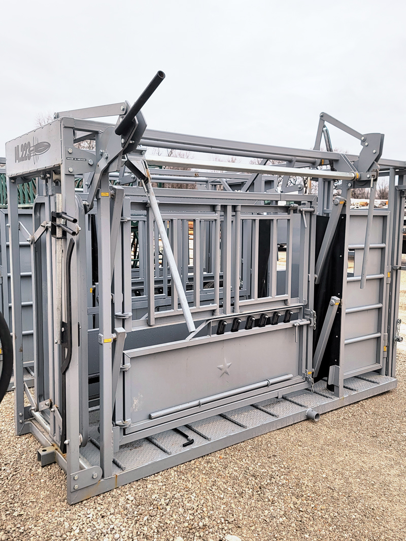 M223 Manual Chute | Mine Creek Feed